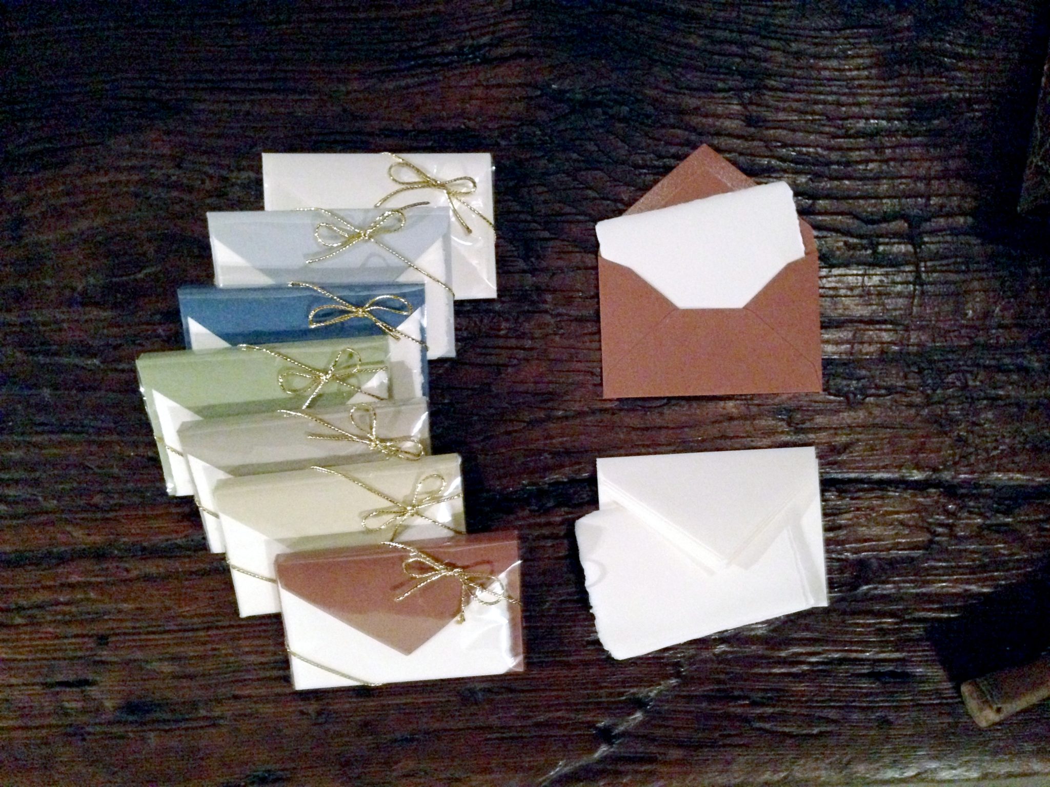 Box sets with coloured envelopes – Amatruda Store